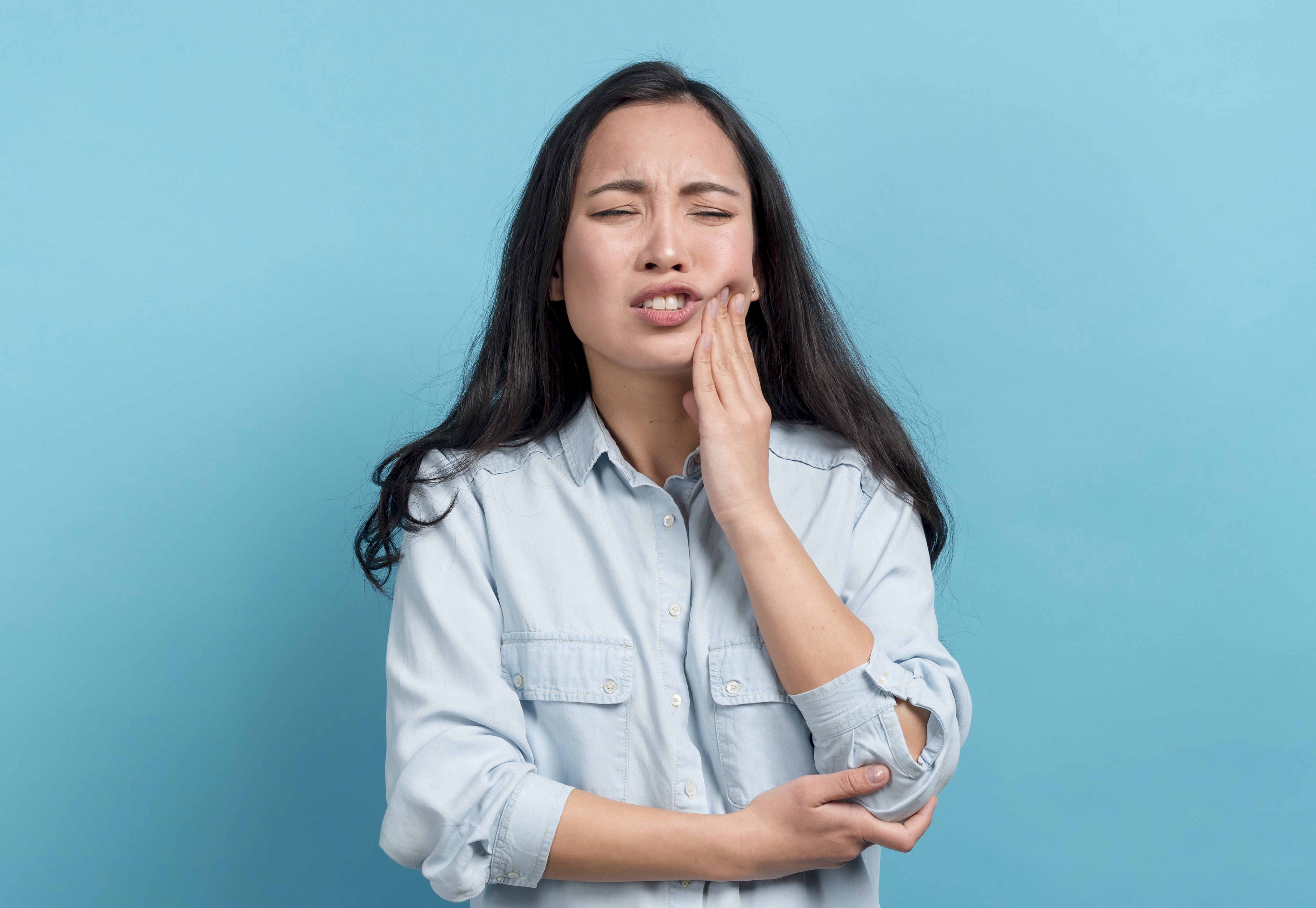 How Teeth Grinding and Clenching ie Bruxism Can Damage Your Teeth ...